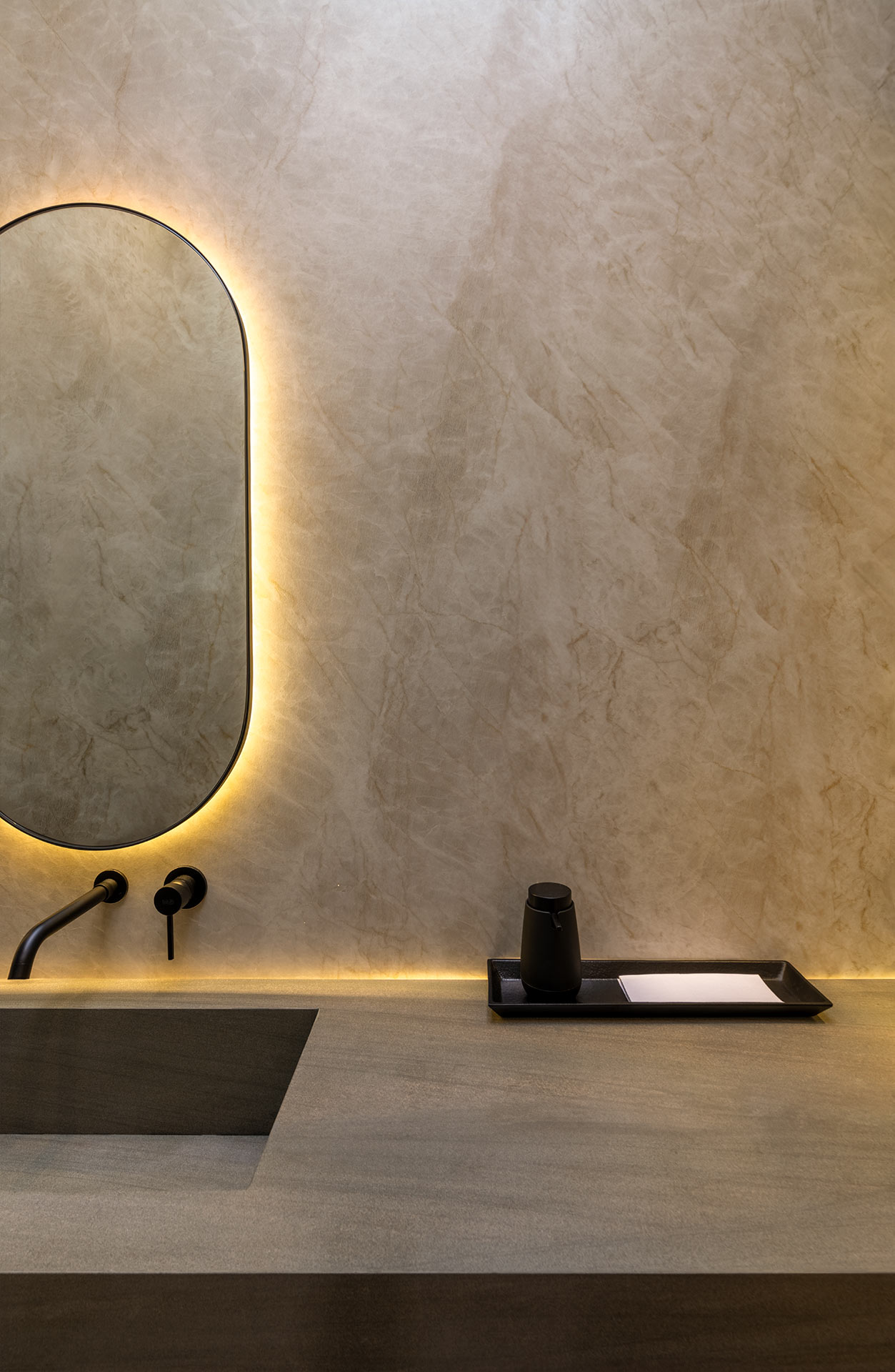 Taj Mahal Almond bathroom - Ascale